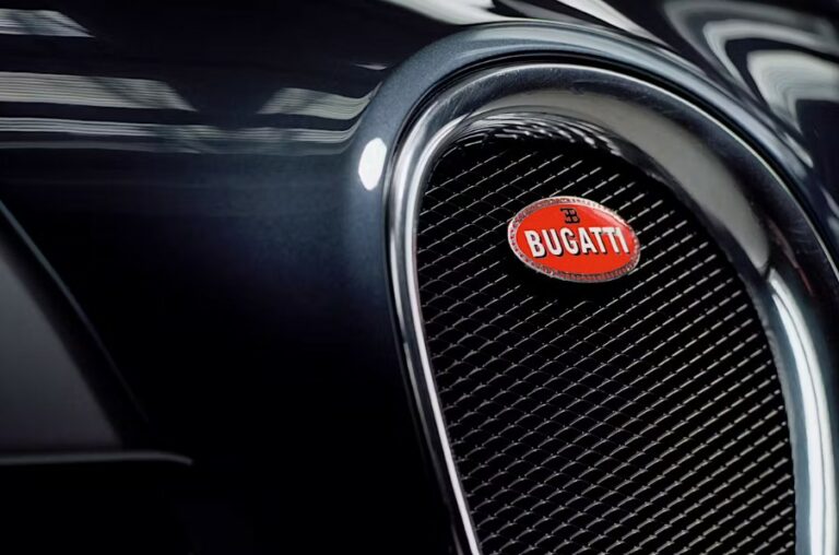 Bugatti Veyron: The Dream That Redefined Speed and Luxury Bugatti ...