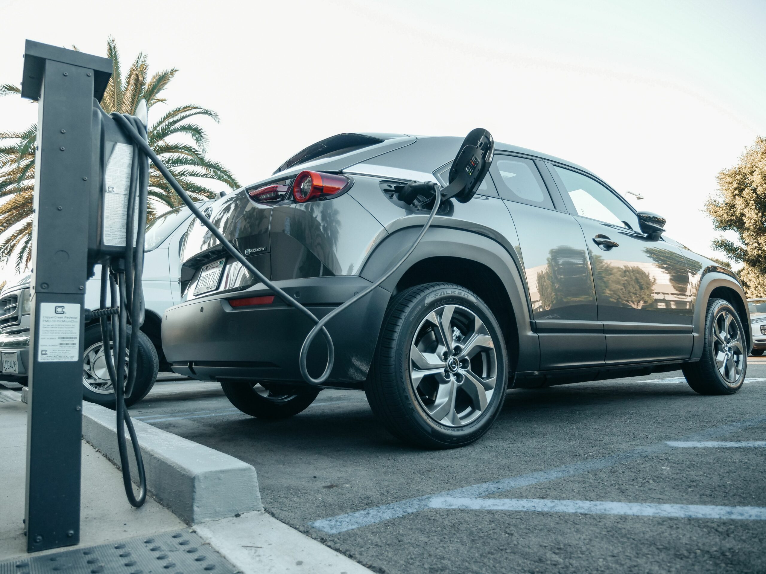 EREVs: Could Extended-Range Electric Vehicles Be the Future of Driving ...